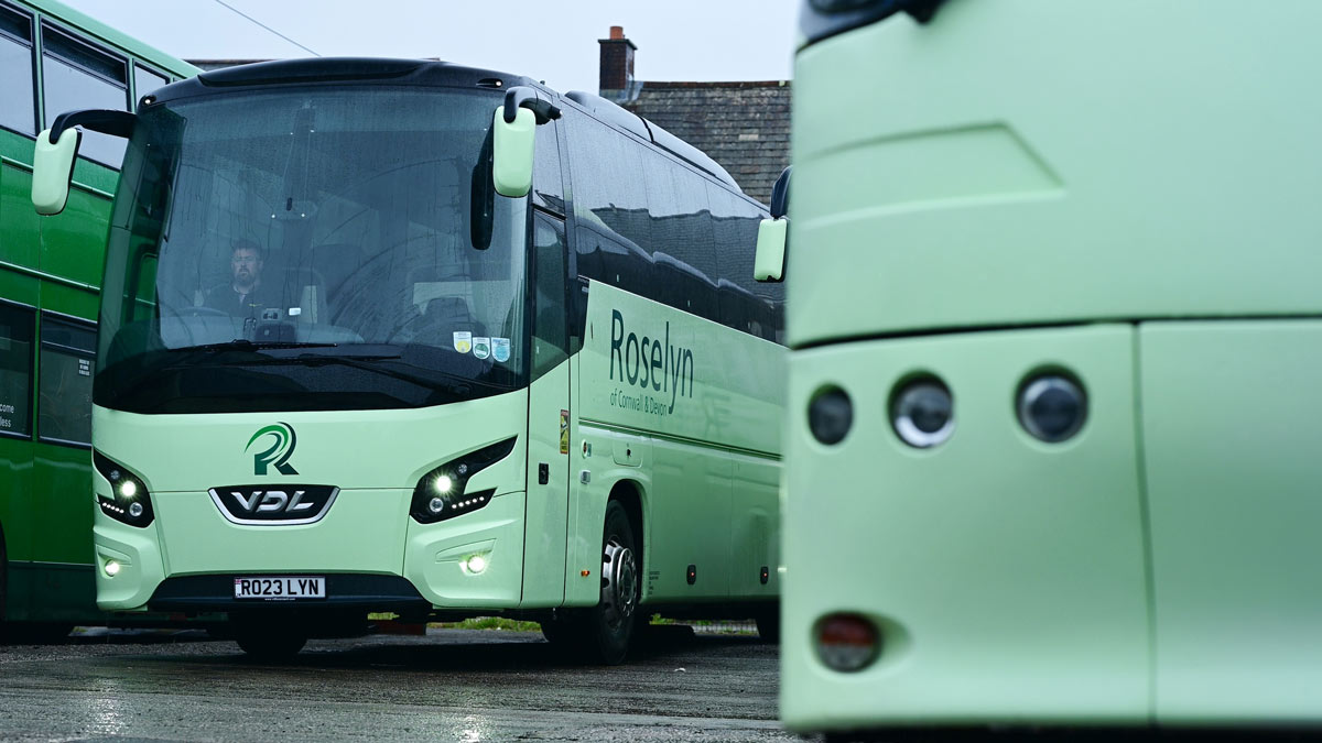 Fleet | Roselyn Coaches