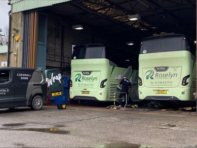 Home | Roselyn Coaches